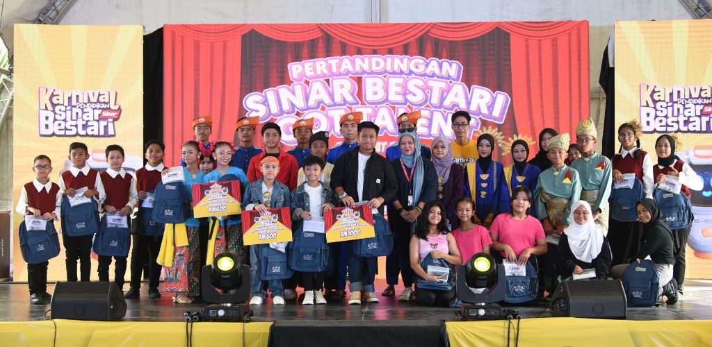 Lakar sejarah hebat, lebih 100,000 pengunjung banjiri Karnival ...